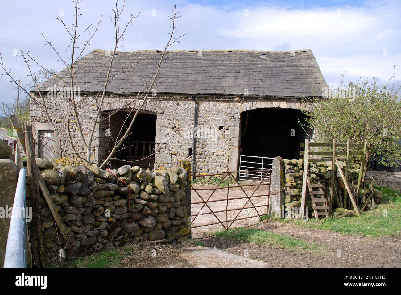 An old barn, with two bays. at the corner of Back Lane & Station Rd in ...