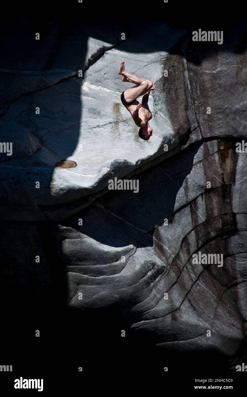 Switzerland, Maggia Valley, Ponte Brolla, Cliff Diving Stock Photo - Alamy