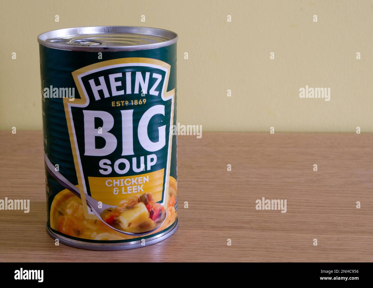 Tin food uk heinz soup hi-res stock photography and images - Alamy