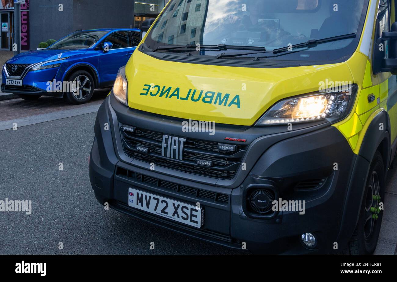 Mirror image ambulance hi-res stock photography and images - Alamy