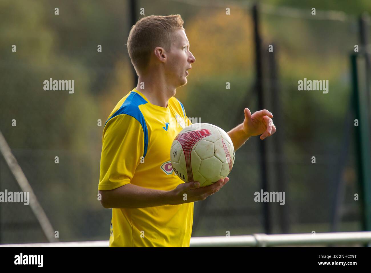 Chippenham town fc hi-res stock photography and images - Alamy