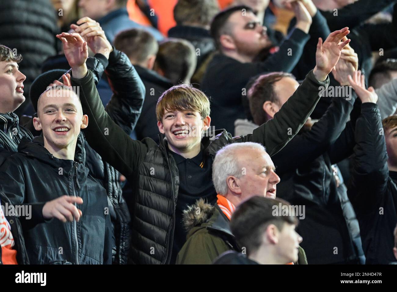 Blackburn rovers fans at ewood hi-res stock photography and images - Alamy