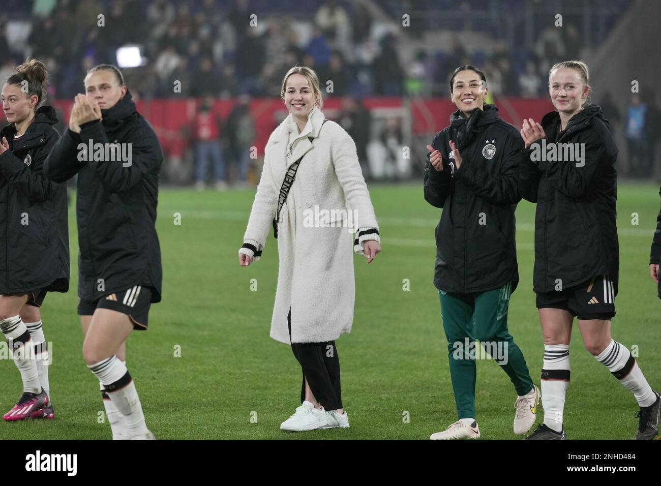Duisburg, Germany, Febuary 21st 2023: Giulia Gwinn ( 15 Germany ) Sara ...