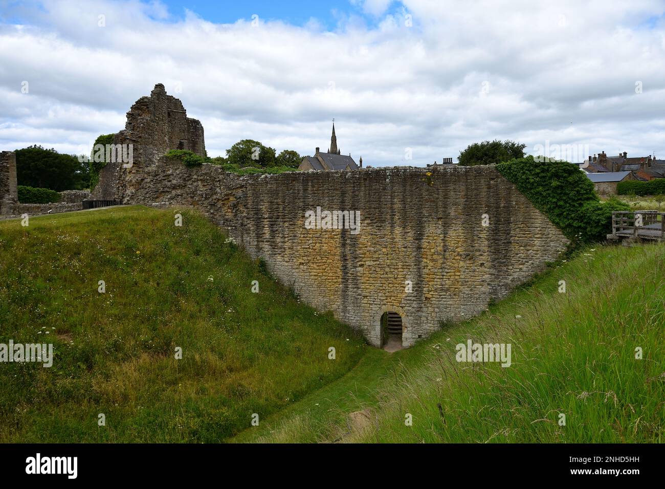 Barnard castle town sign hi-res stock photography and images - Alamy