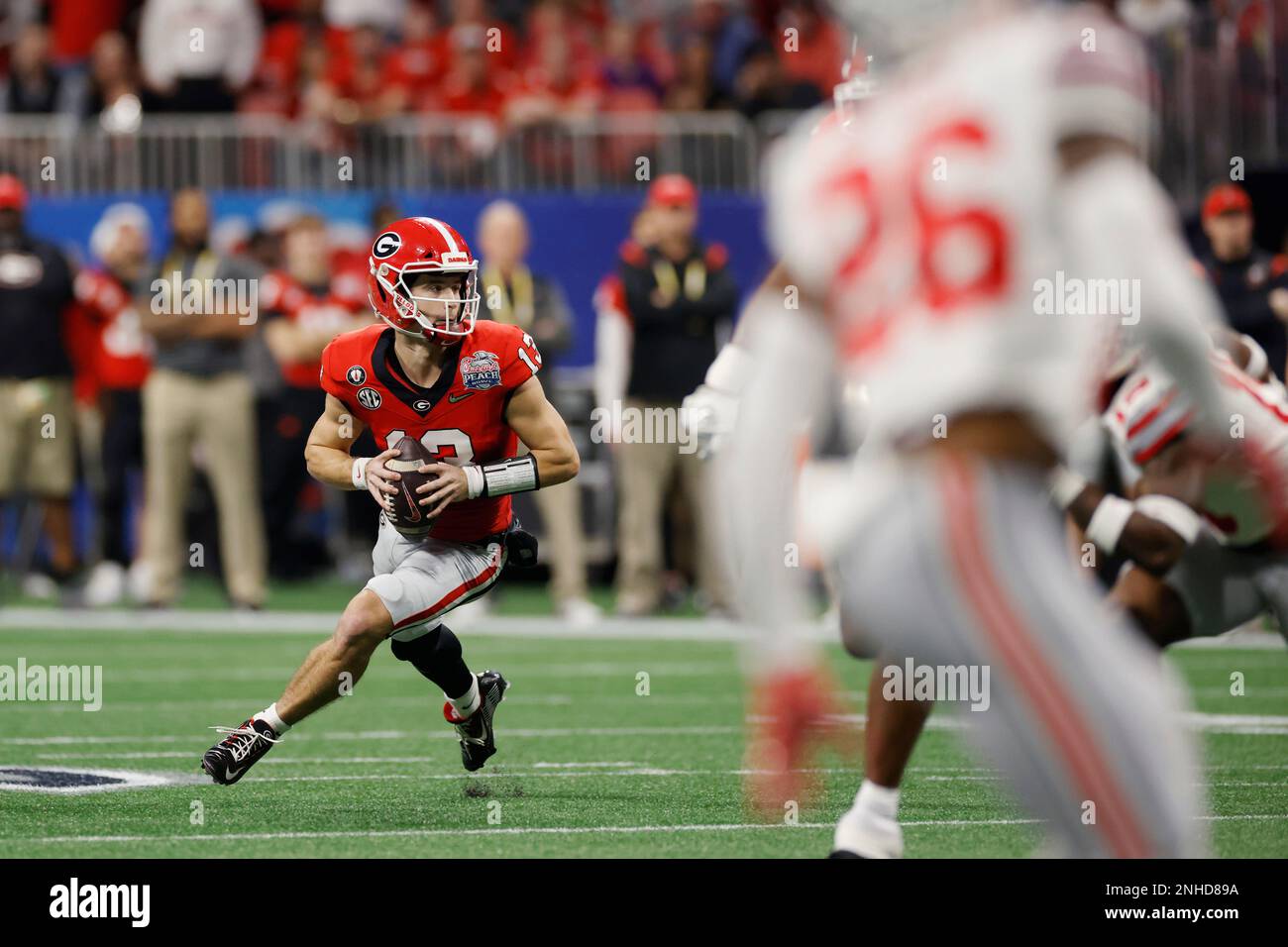 ATLANTA, GA - DECEMBER 31: Georgia Bulldogs quarterback Stetson Bennett ...
