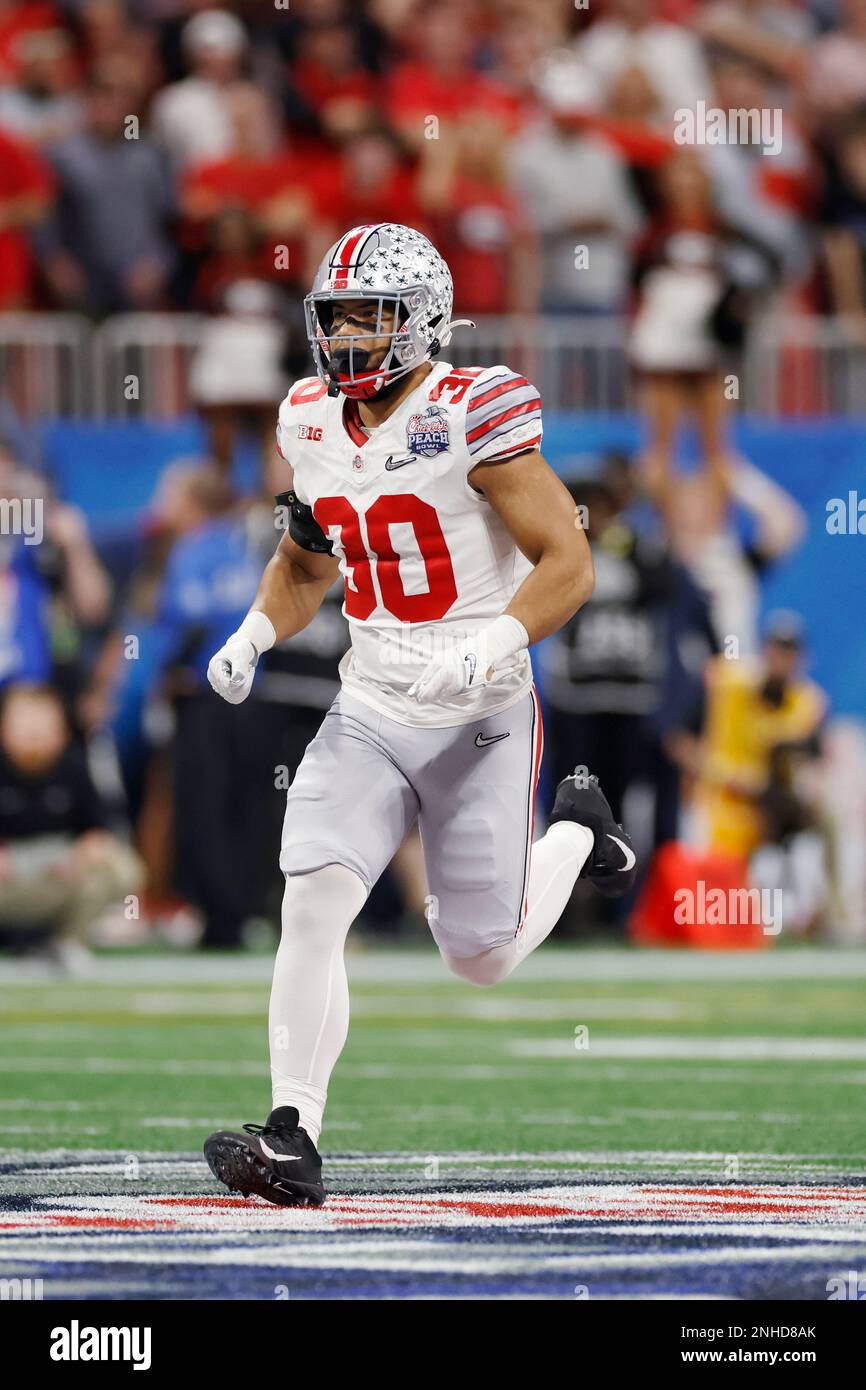 ATLANTA, GA - DECEMBER 31: Ohio State Buckeyes linebacker Cody Simon ...