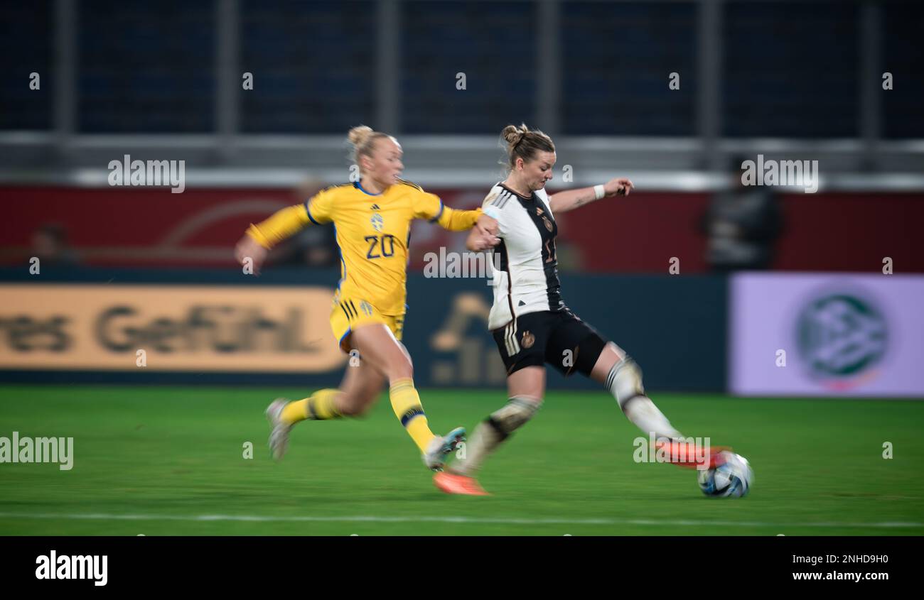 Duisburg, Germany. 21st Feb, 2023. Soccer, women: Internationals ...