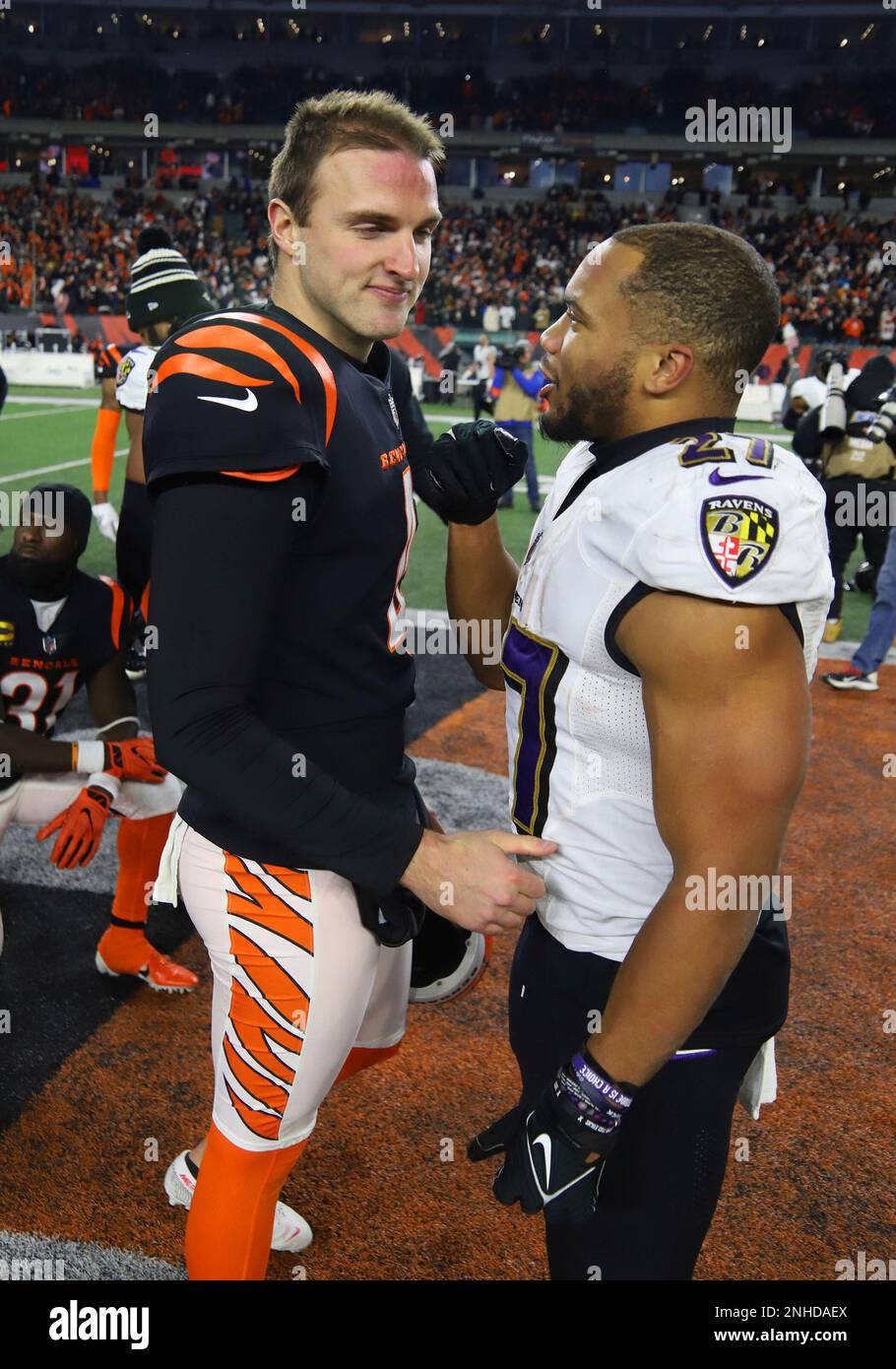 CINCINNATI, OH - JANUARY 15: Former Ohio State University players and ...