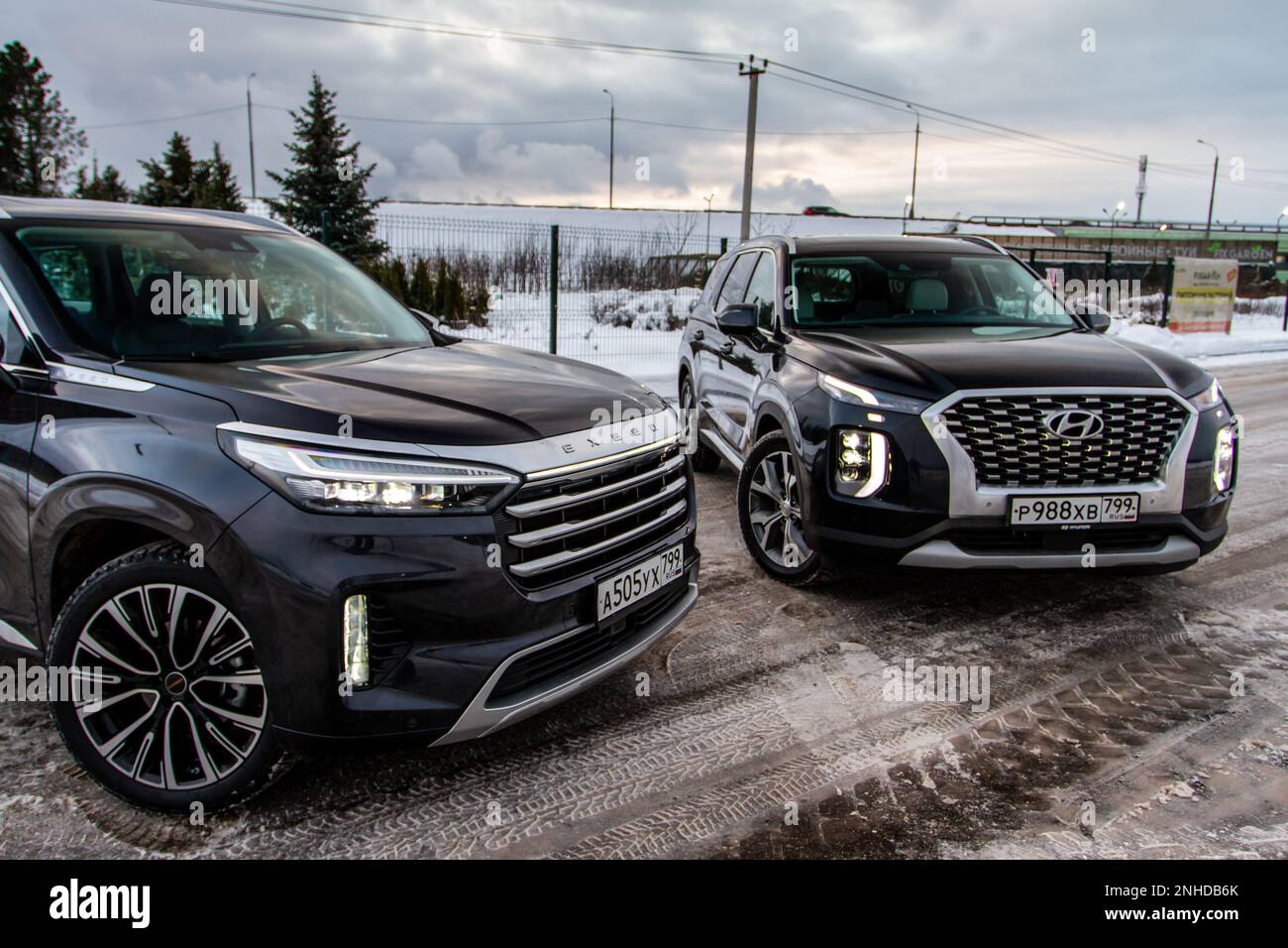 Moscow, Russia - December 18, 2021 Hyundai Palisade LX2 and Exeed VX ...