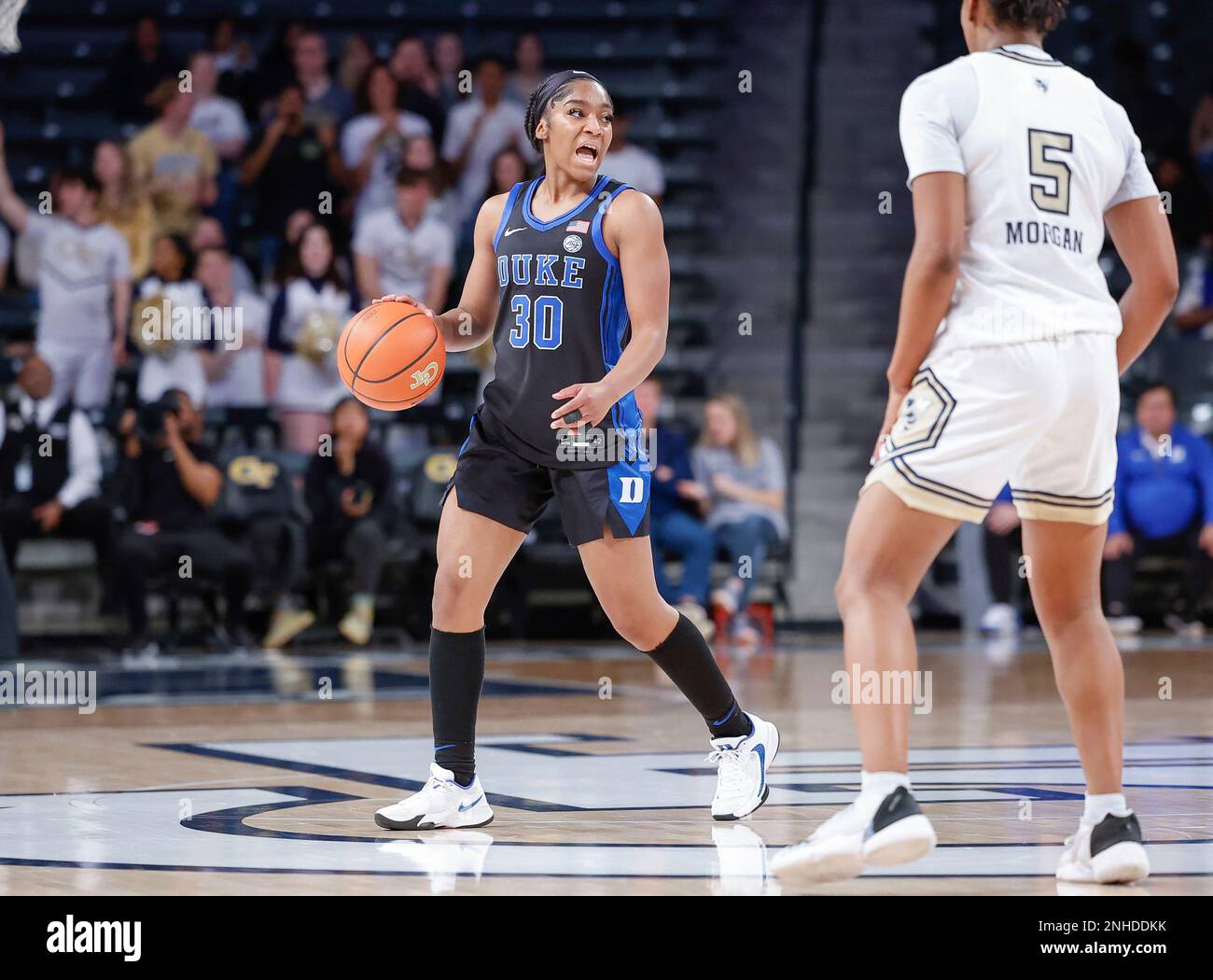 January 15, 2023: Duke's Vanessa de Jesus (2) directs the offense ...