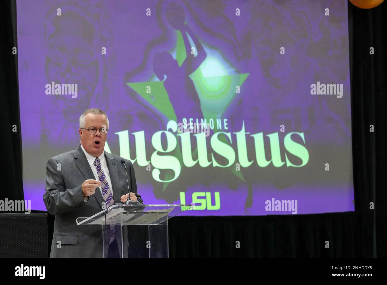 January 15, 2023: LSU assistant coach Bob Starkey address the crown ...