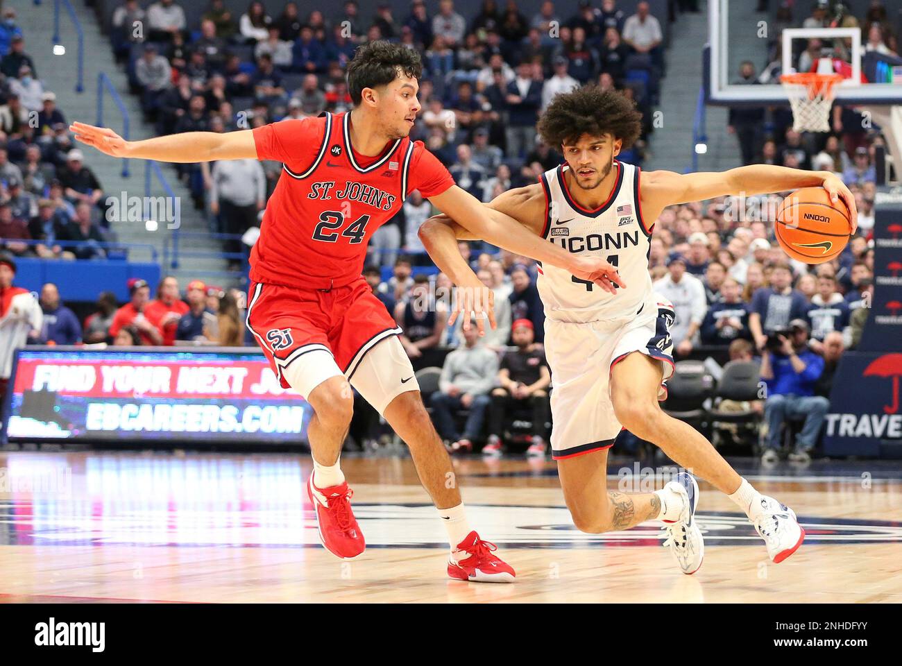 HARTFORD, CT - JANUARY 15: UConn Huskies guard Andre Jackson Jr. (44 ...