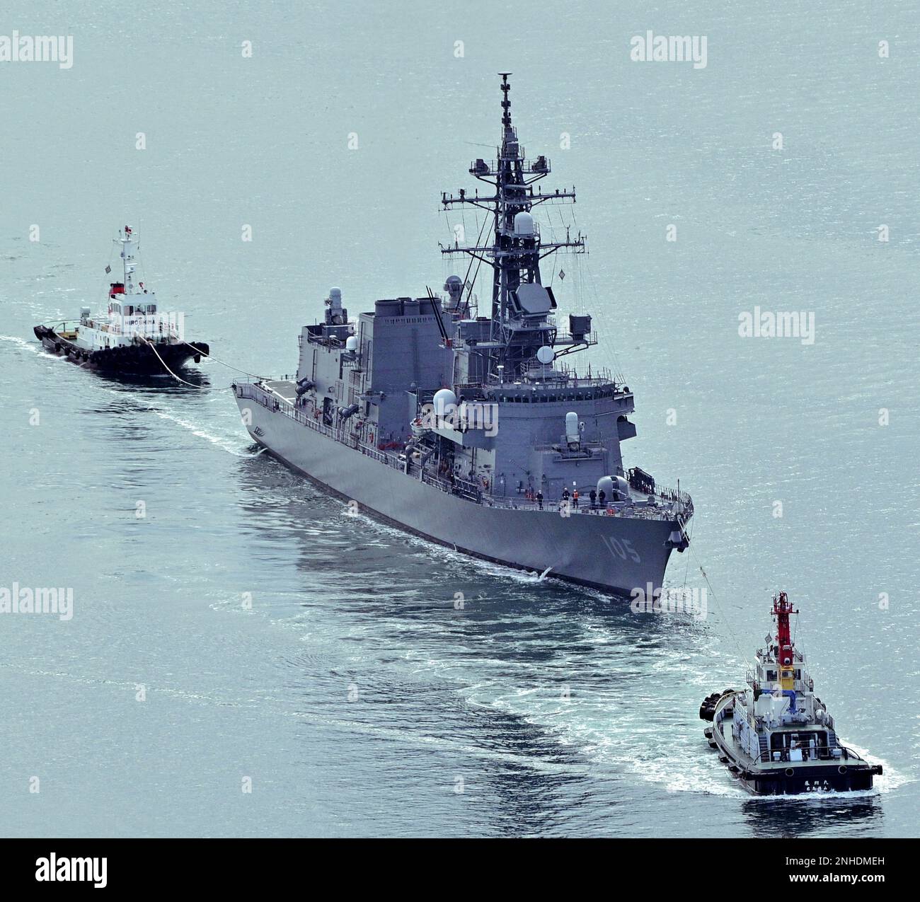 The escort vessel "Inazuma" (DD-105) of the Maritime Self-Defense Force ...