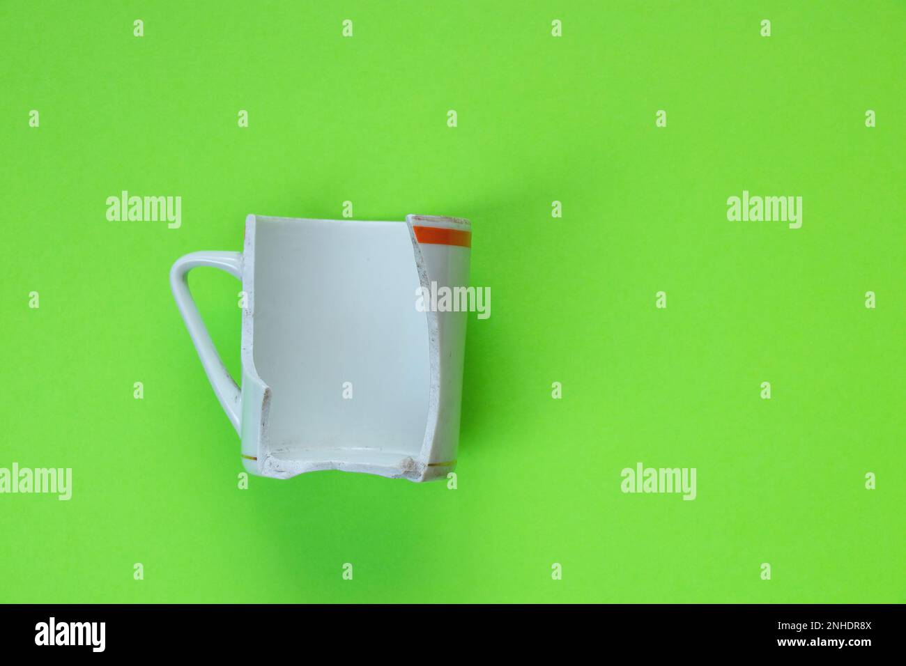 White and green faience hi-res stock photography and images - Alamy