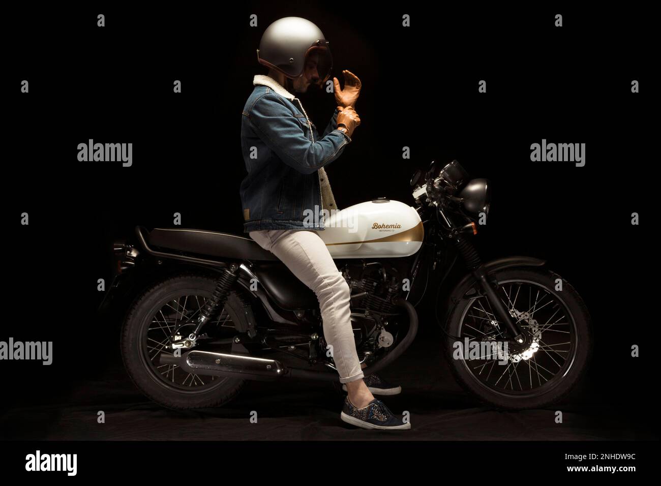 Cafe racer style hi-res stock photography and images - Alamy