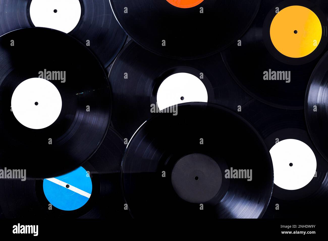 Vinyl disks hi-res stock photography and images - Alamy