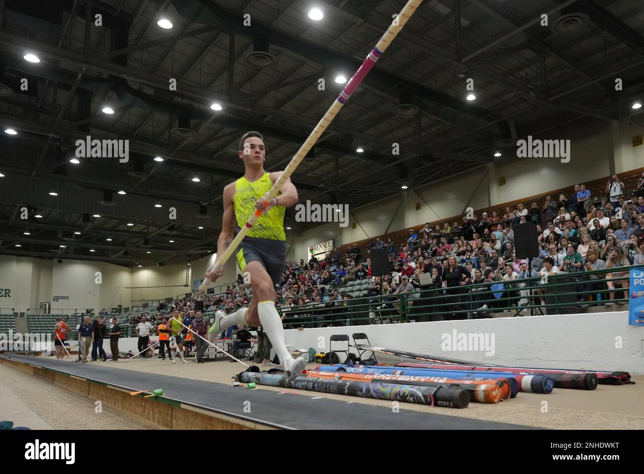 KC Lightfoot places fourth in the elite men's competition at 18-9 (5 ...