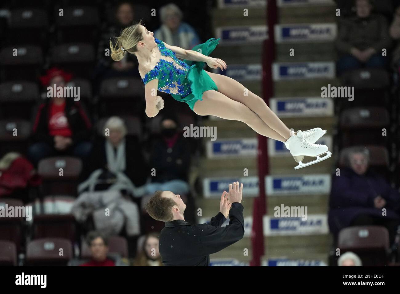 Summer Homick and Marty Haubrich perform during the senior pairs short ...