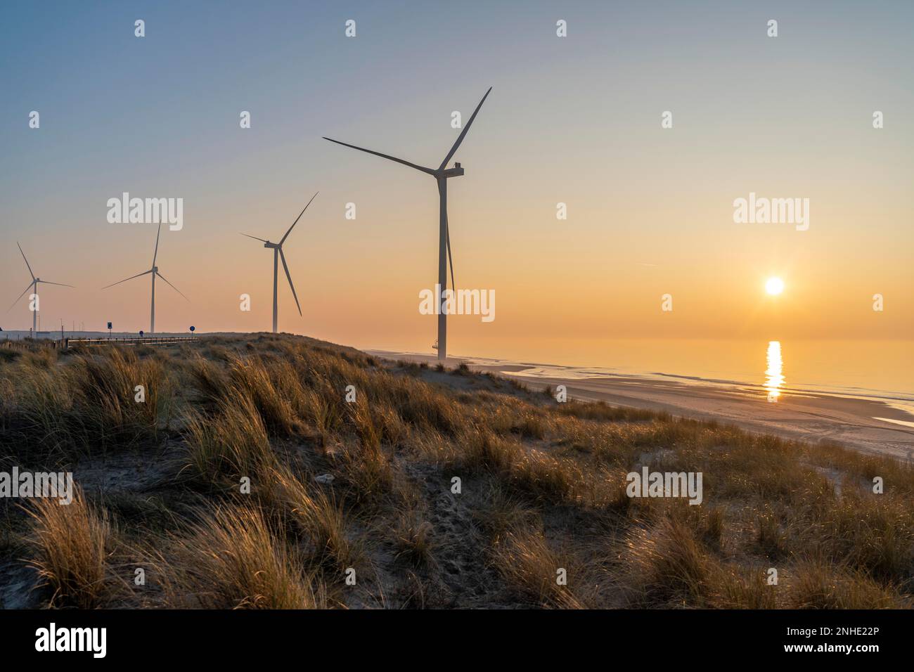 ENECO wind farm on the dyke around the port Maasvlakte 2, 22 wind ...