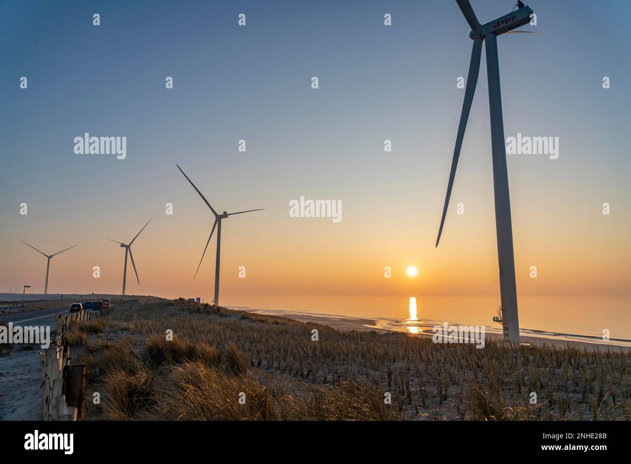 Wind turbines maasvlakte rotterdam holland hi-res stock photography and ...