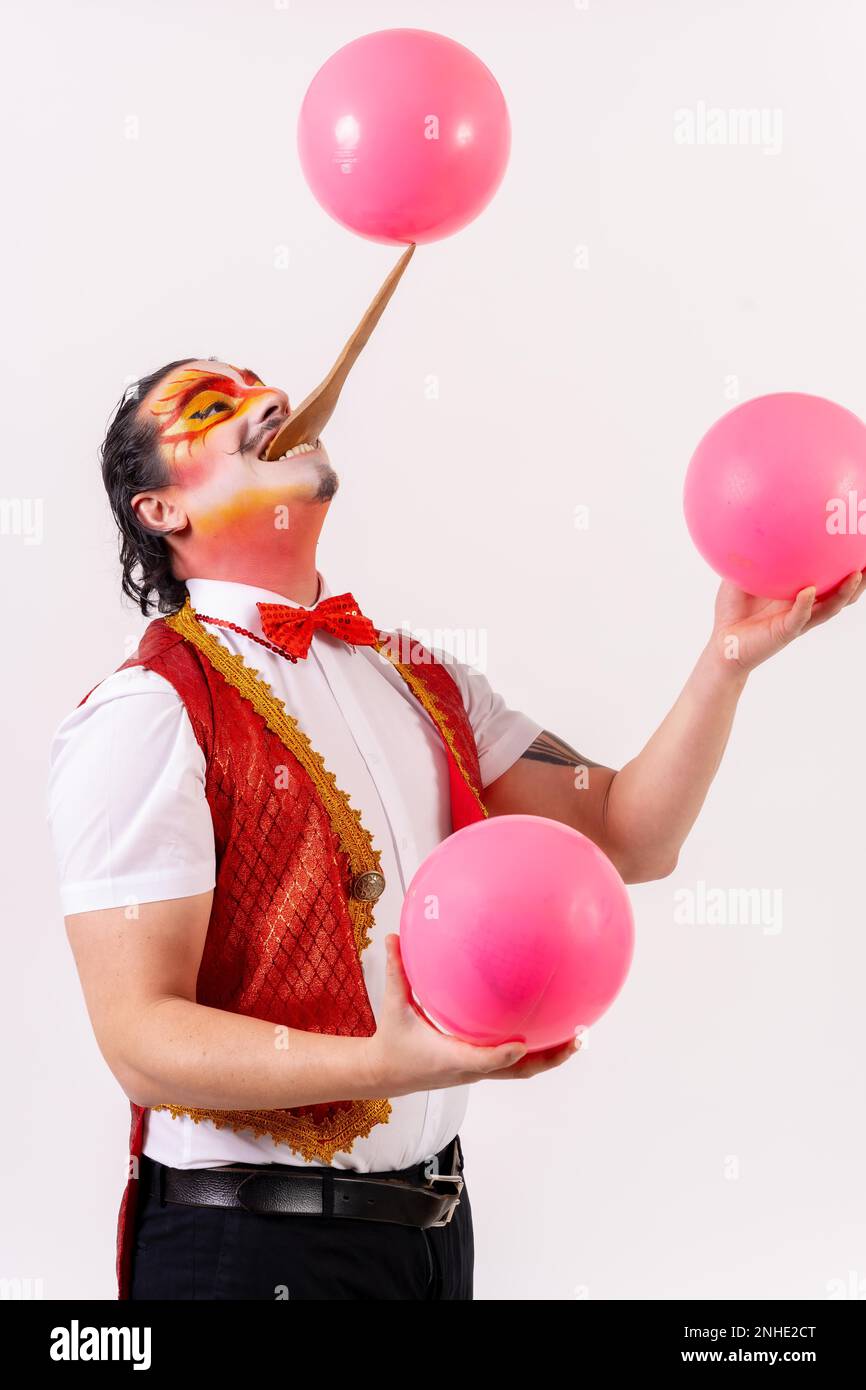Juggler male hi-res stock photography and images - Alamy