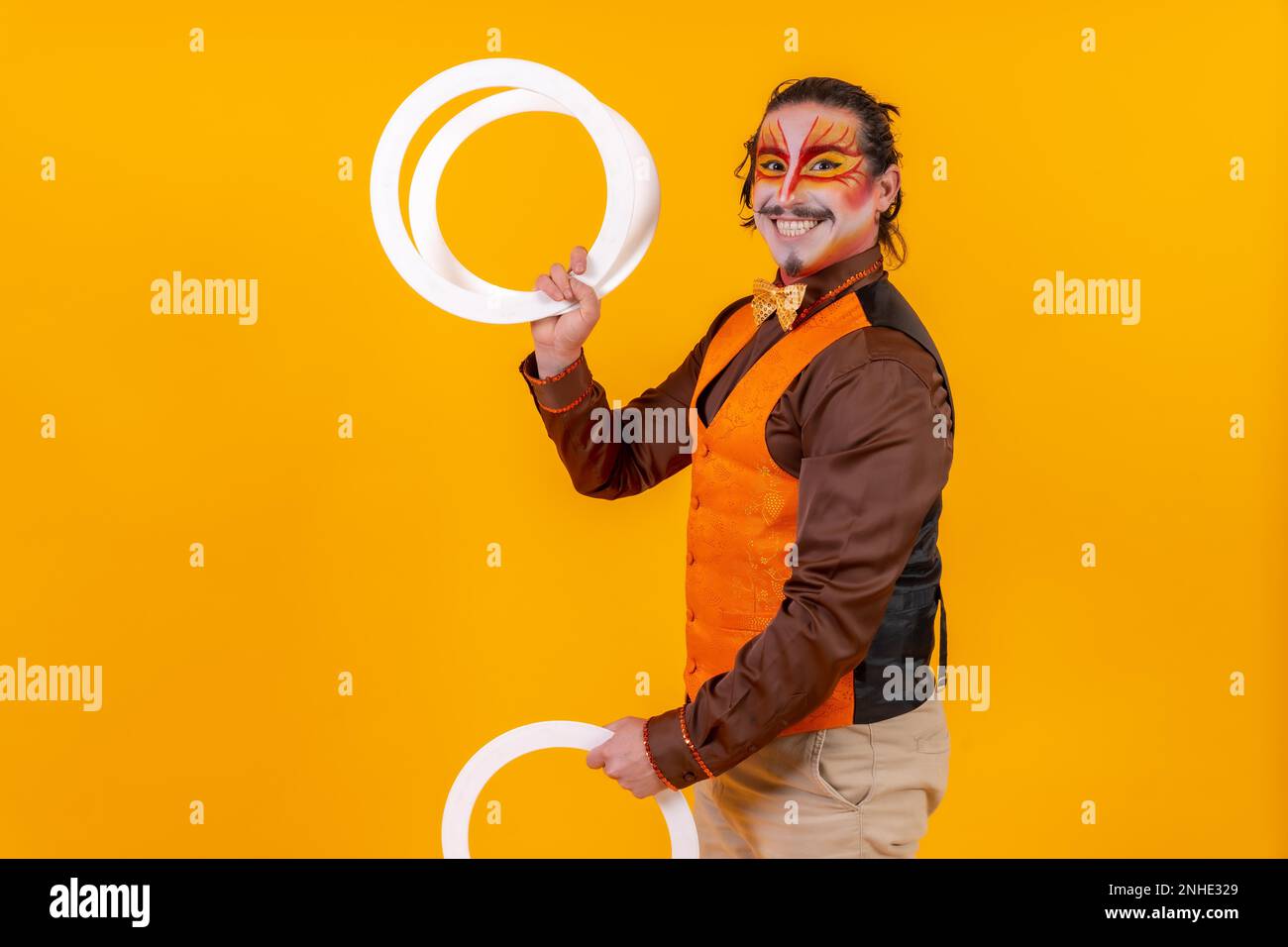Face in yellow hi-res stock photography and images - Alamy