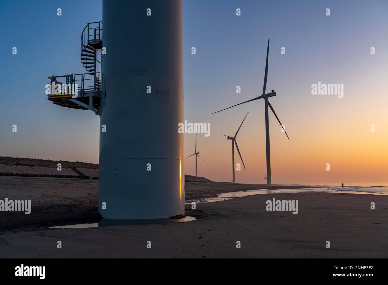 ENECO wind farm on the dyke around the port Maasvlakte 2, 22 wind ...
