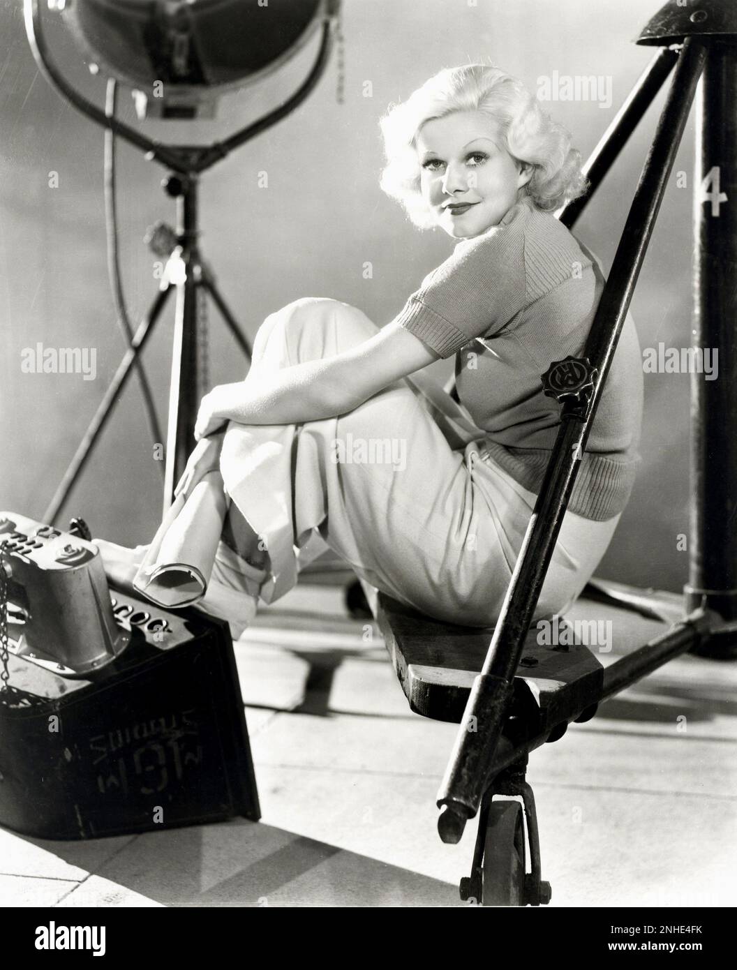 1933 ca. : The platinum blonde actress JEAN HARLOW ( Harlean Jean ...