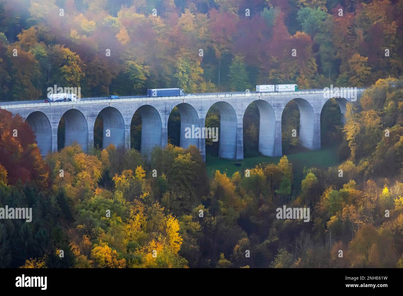 Todsburg bridge, Albaufstieg in the course of the A8 motorway, the two ...