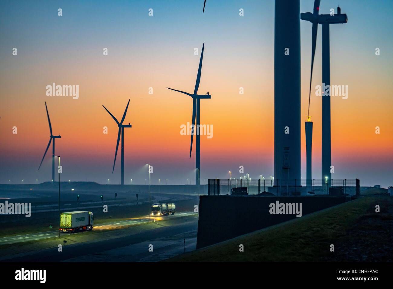 Wind turbines maasvlakte rotterdam holland hi-res stock photography and ...