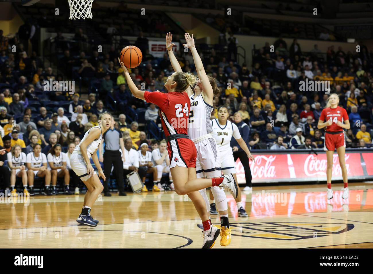 TOLEDO, OH - JANUARY 11: Ball State Cardinals guard Madelyn Bischoff ...