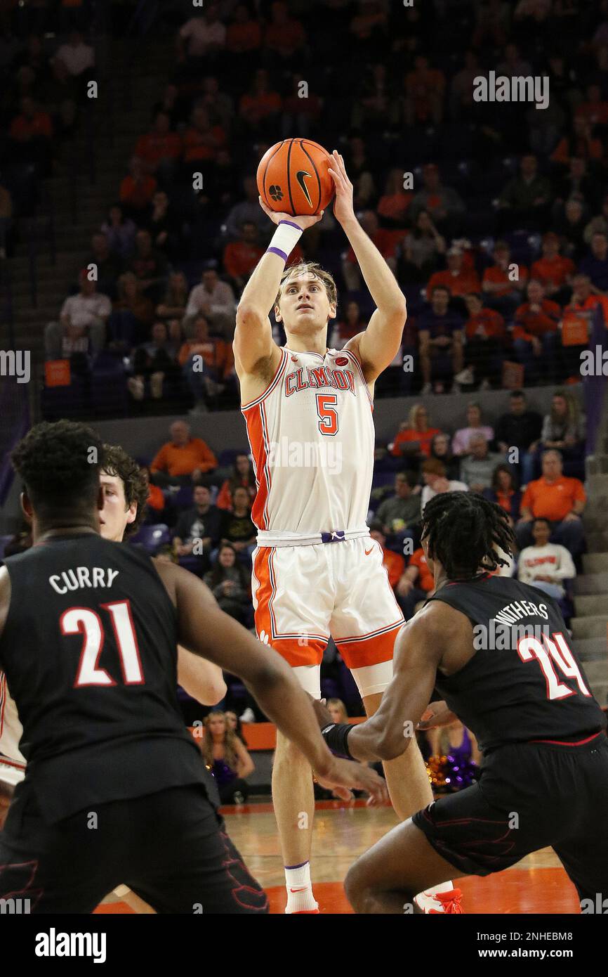 CLEMSON, SC - JANUARY 11: Clemson Tigers forward Hunter Tyson (5 ...