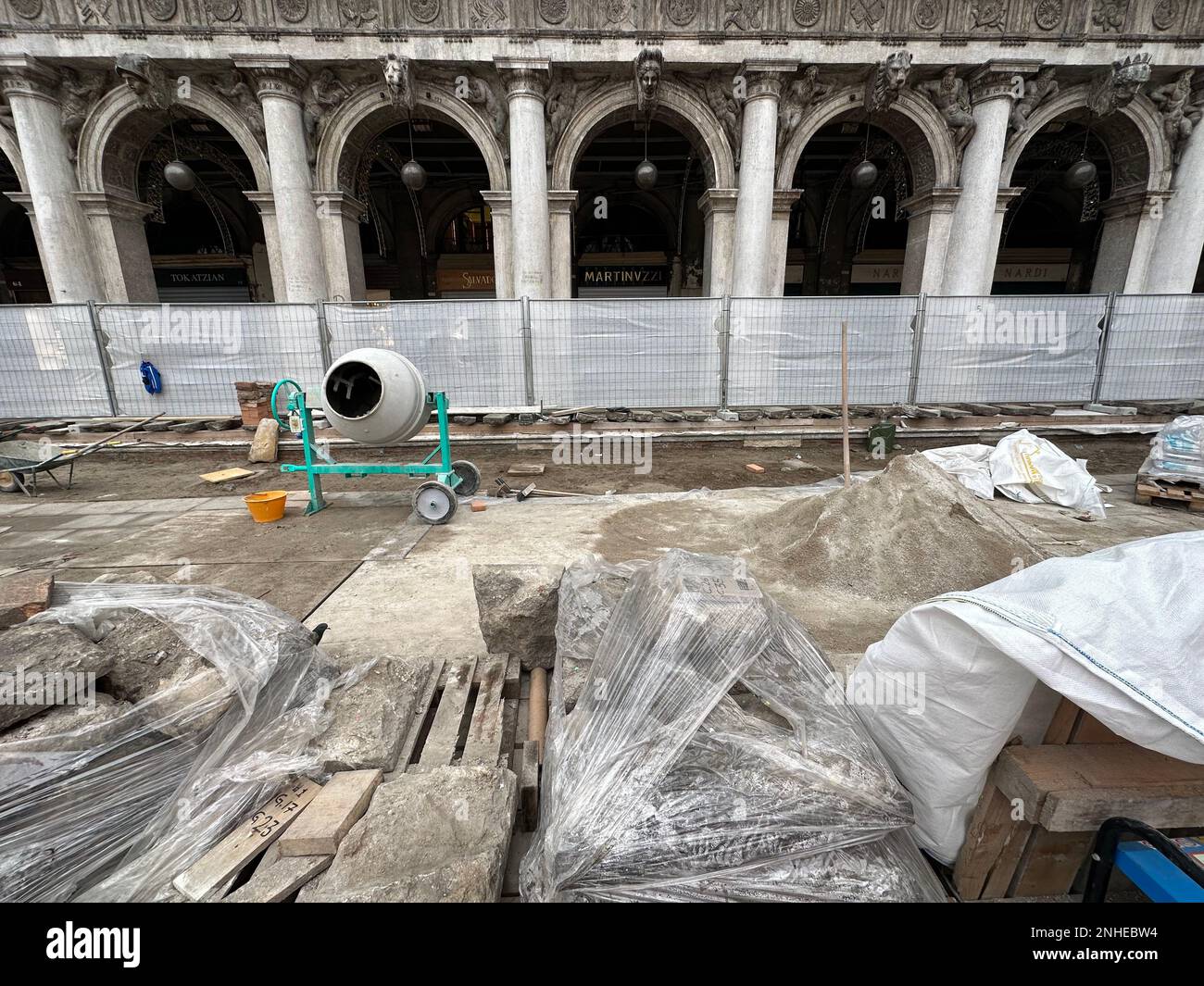 Venice, construction sites everywhere and two years of work: "So Piazza ...