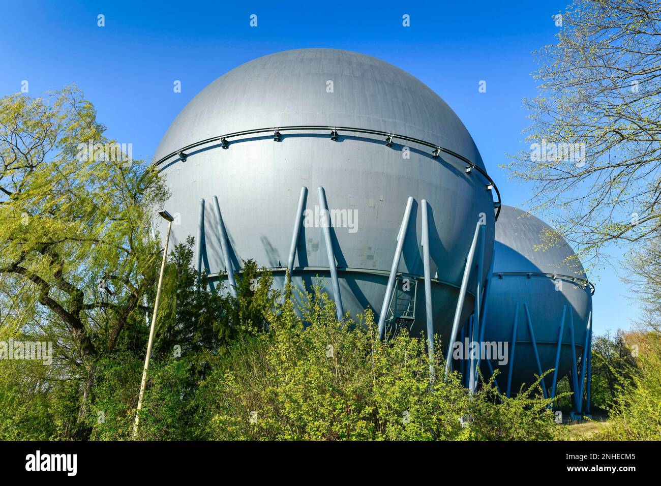 Spherical gas tank, Marienpark, Lankwitzer Strasse, Mariendorf ...