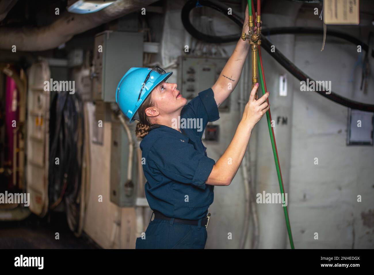 220728-N-IP029-1048 PORTSMOUTH, Va. (July 28, 2022) Hull Technician 3rd ...