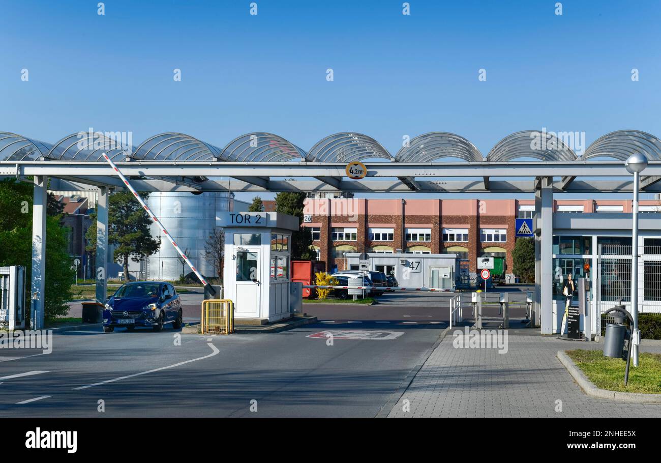 Factory gate, Mercedes Benz plant, Daimlerstrasse, Marienfelde ...