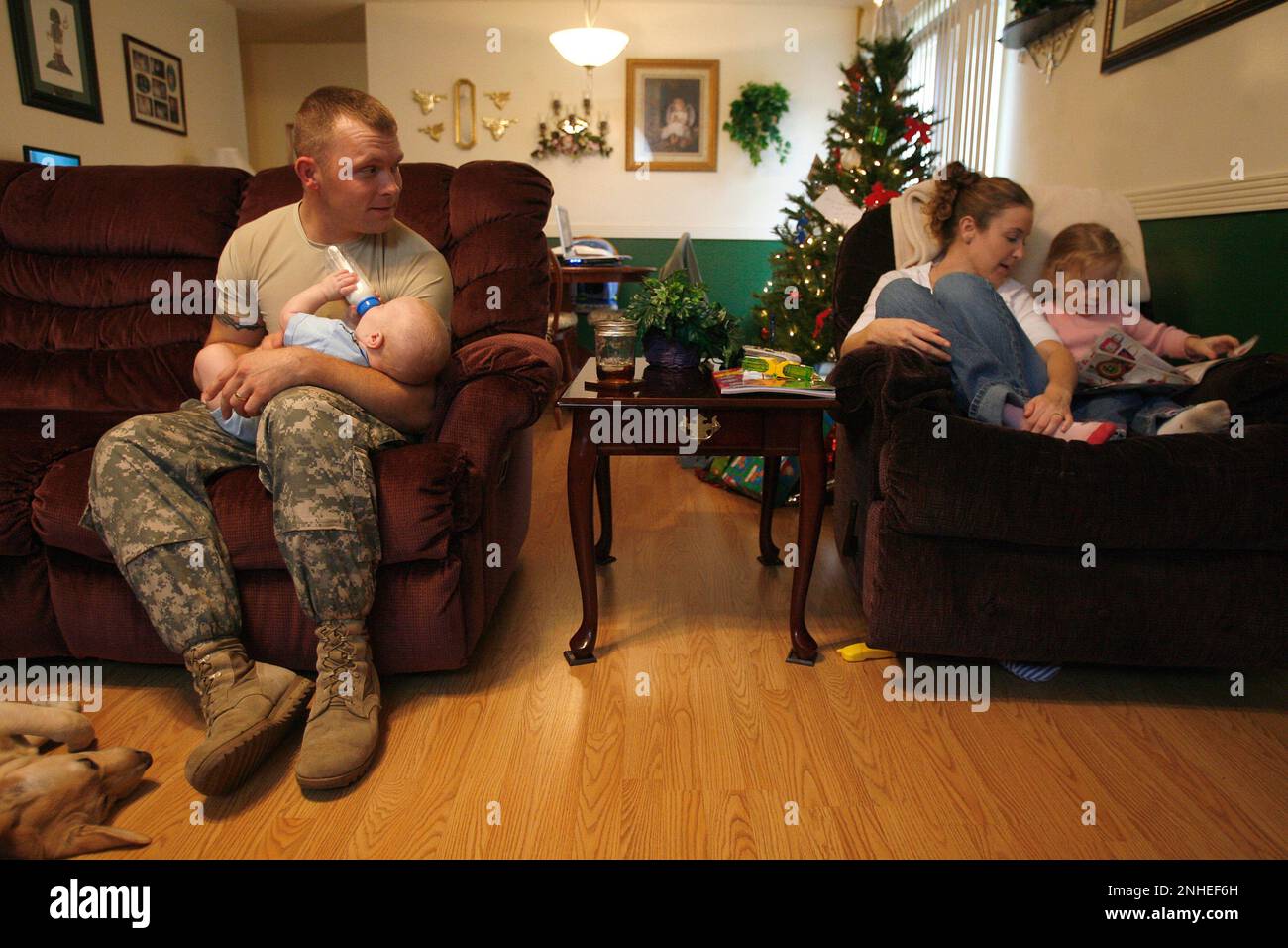 thirdtour14 237 mac.jpg Staff Sgt. Rob Puckett with his wife Marcie at ...