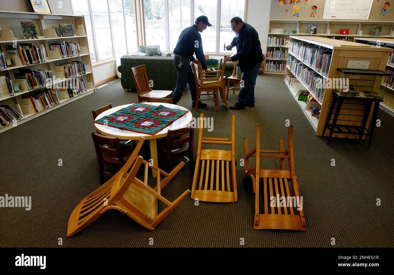 nolibrary 465 mac.jpg Dean Kirkendall,(left) and Gary Stensrud works on ...