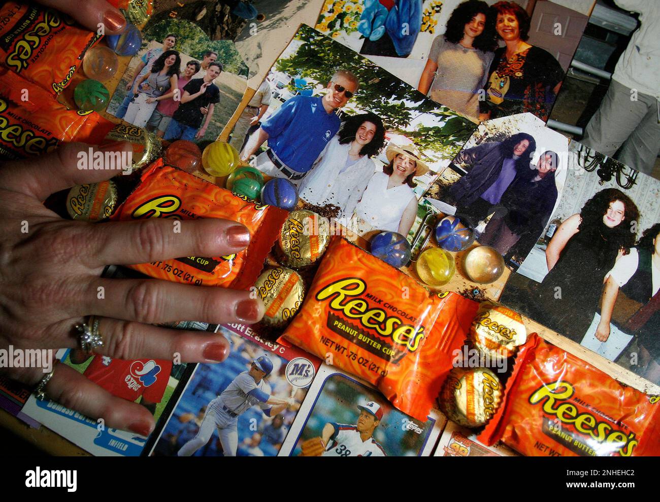 chandra mom 020 mac.jpg Chandra's mother, Susan Levy in her Modesto ...