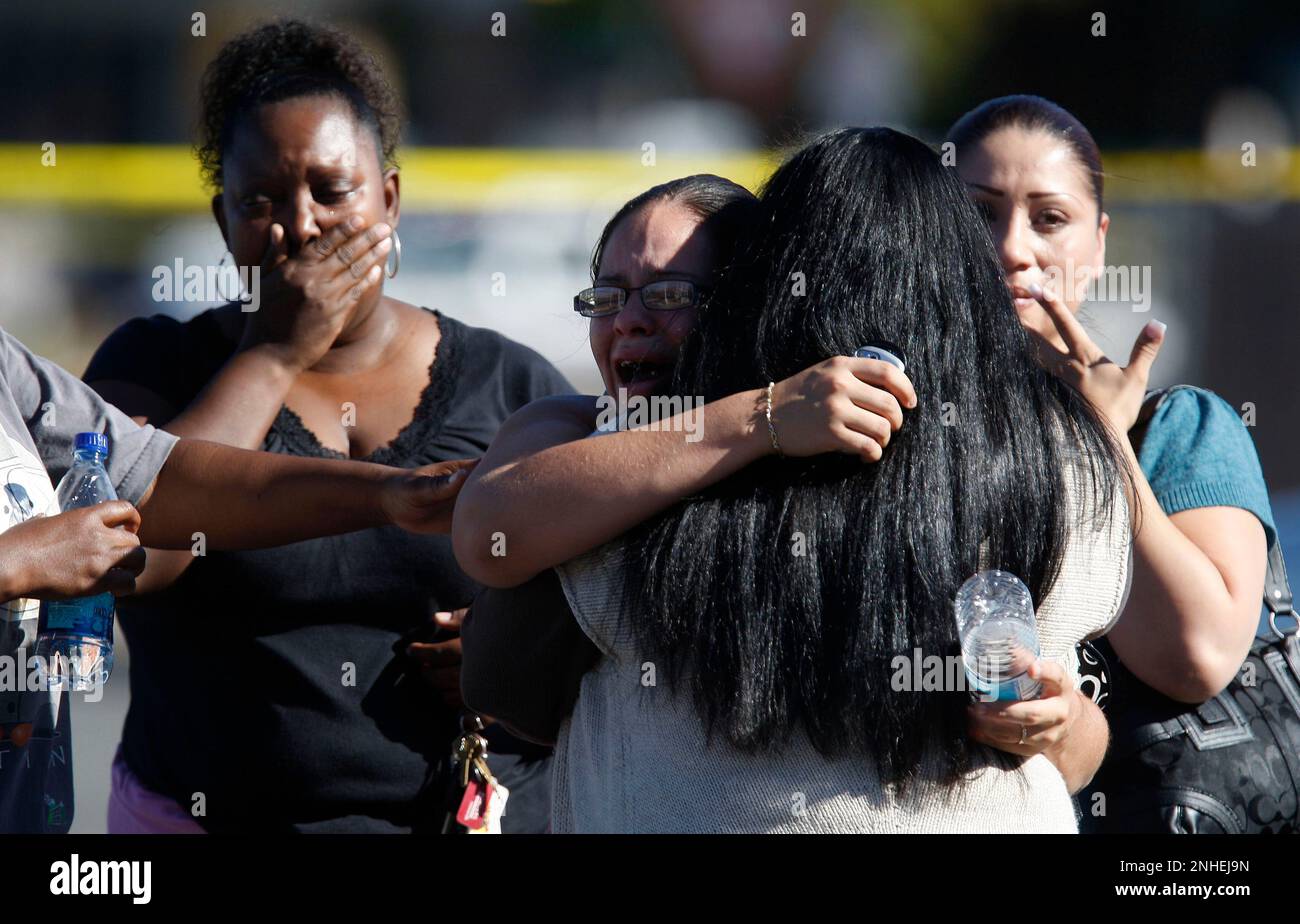 fremont 143 mac.jpg Shahana Wheeler, wearing glasses and crying, is the ...