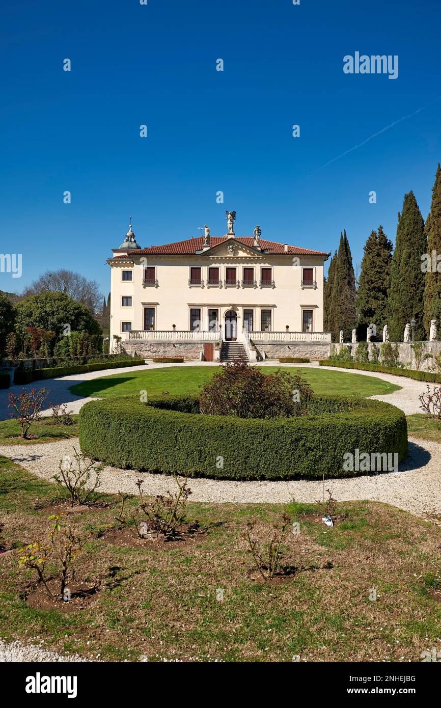 Villa Valmarana ai Nani takes its name from the statues of the 17 stone ...