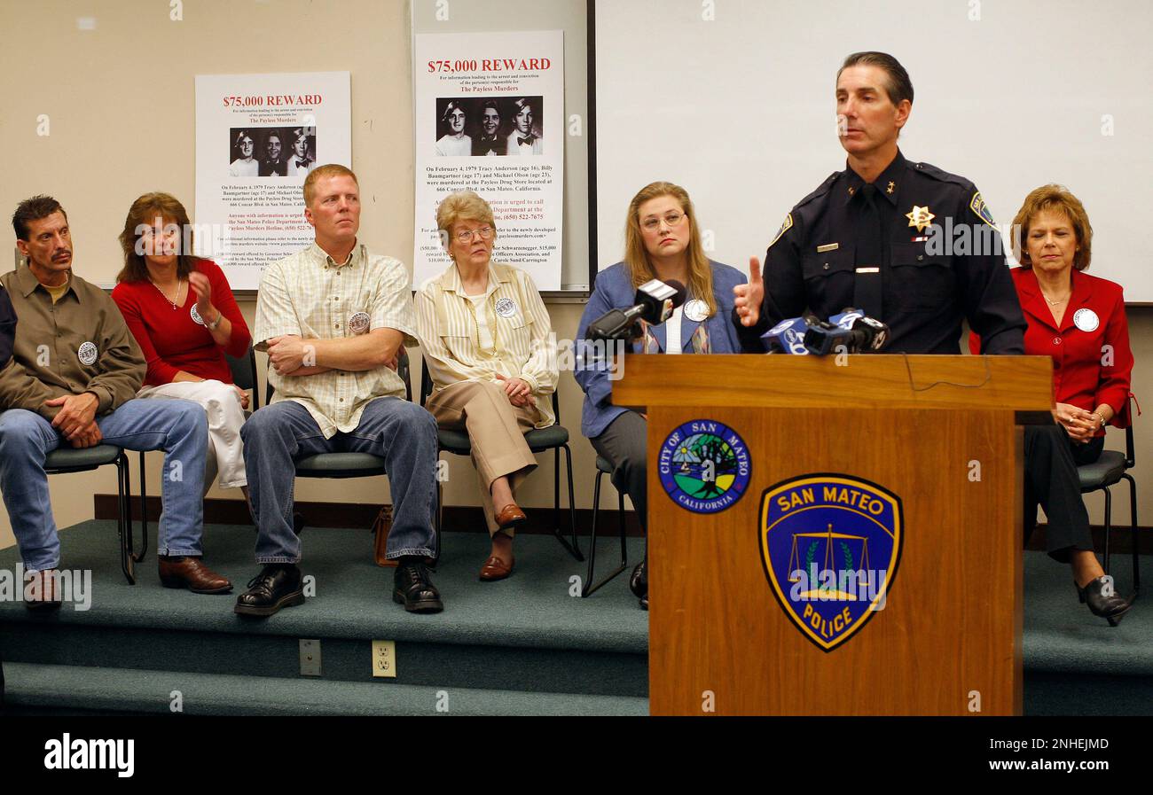 murder24 0080 mac.jpg San Mateo Deputy Police Chief Mike Callagy asks ...