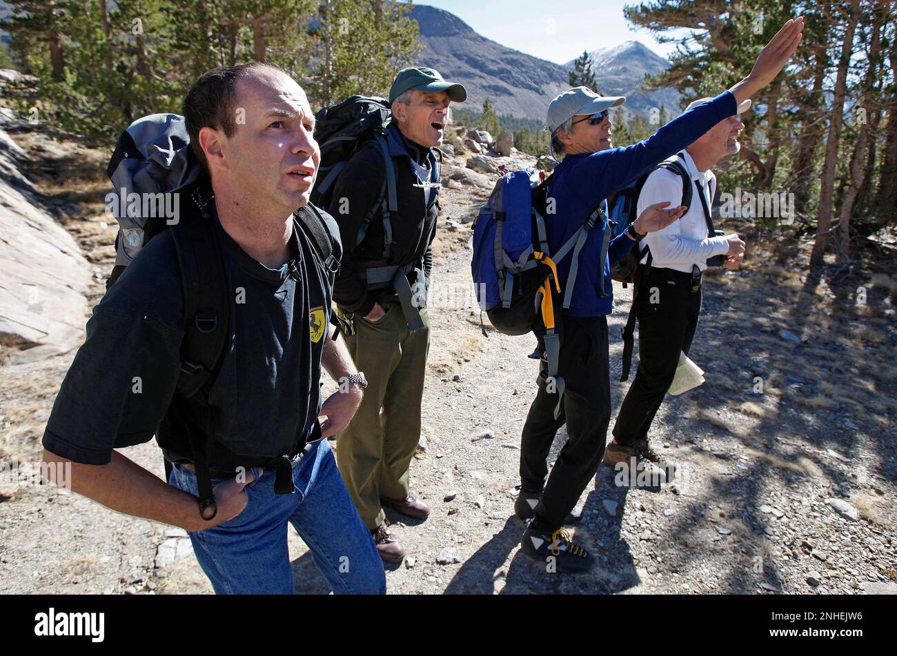 rescue 268 mac.jpg Donnie Priest, left with John Dill the organizer of ...