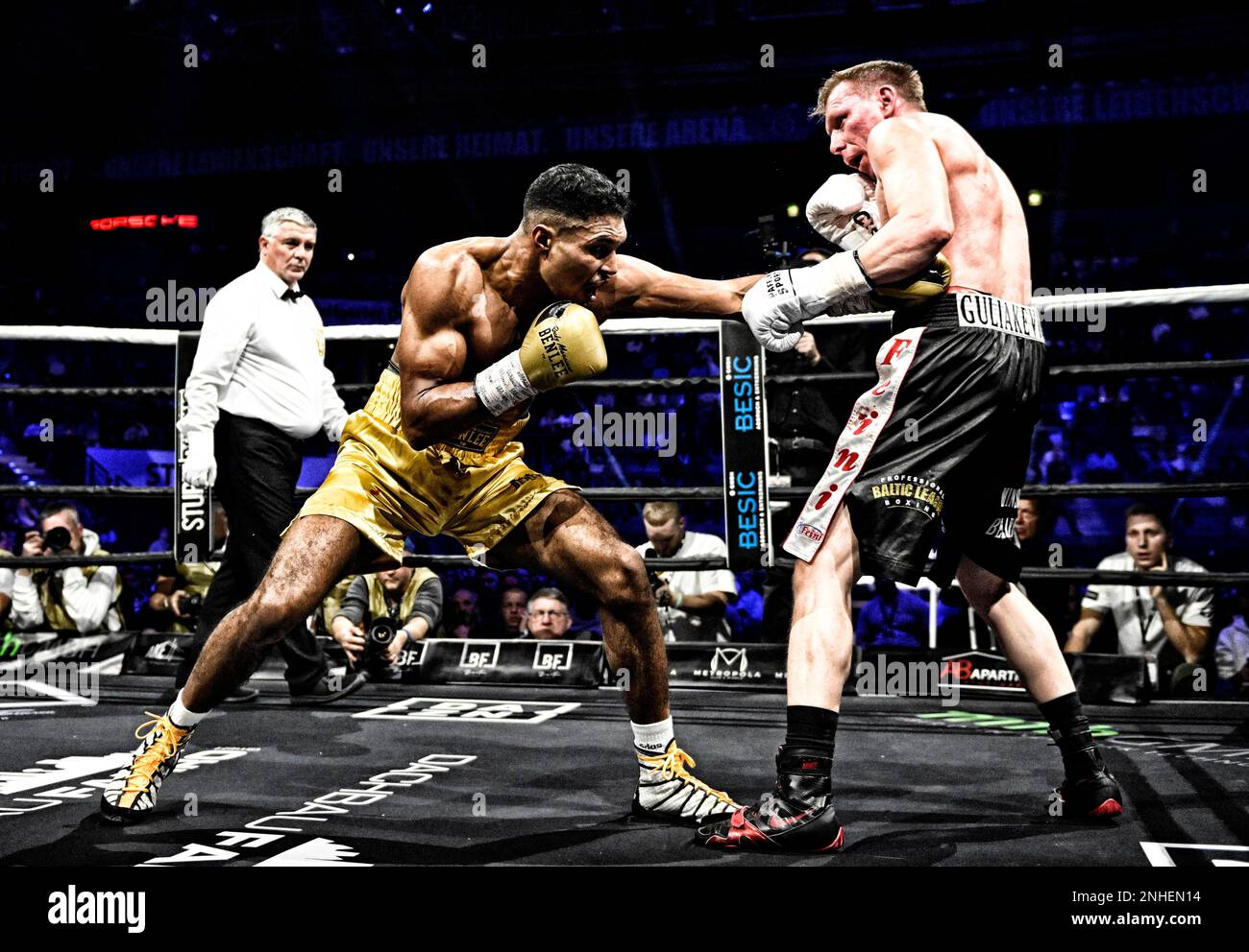 Golden black box hi-res stock photography and images - Alamy