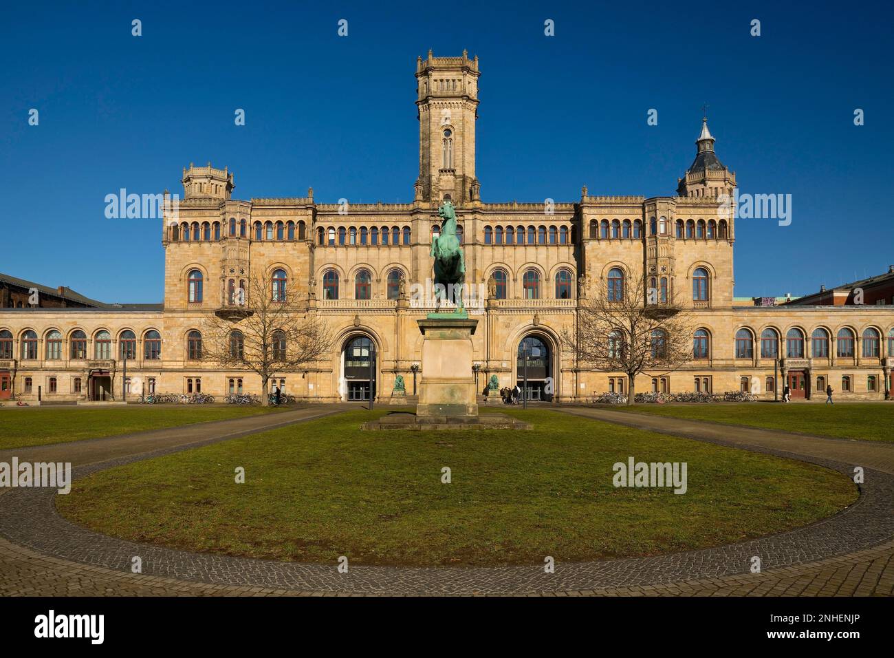 Main building of Leibniz Universitaet Hannover, former Guelph Palace ...