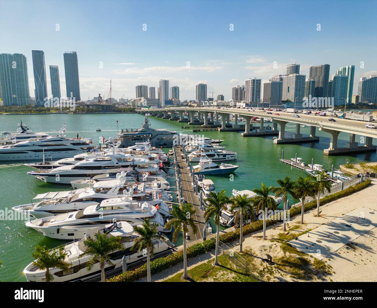 Miami bridges hi-res stock photography and images - Alamy