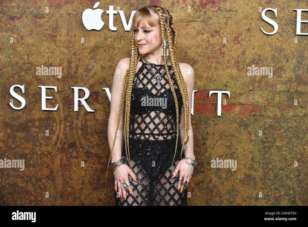 Photo by: NDZ/STAR MAX/IPx 2023 1/9/23 Mathilde Dehaye at the 'Servant ...