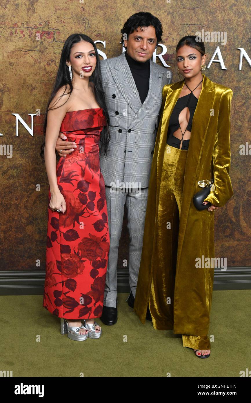 Photo by: NDZ/STAR MAX/IPx 2023 1/9/23 Saleka Shyamalan, M. Night Shyamalan and Ishani Shyamalan ...