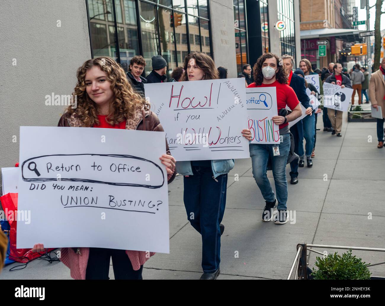 Youtube music content operations hi-res stock photography and images ...