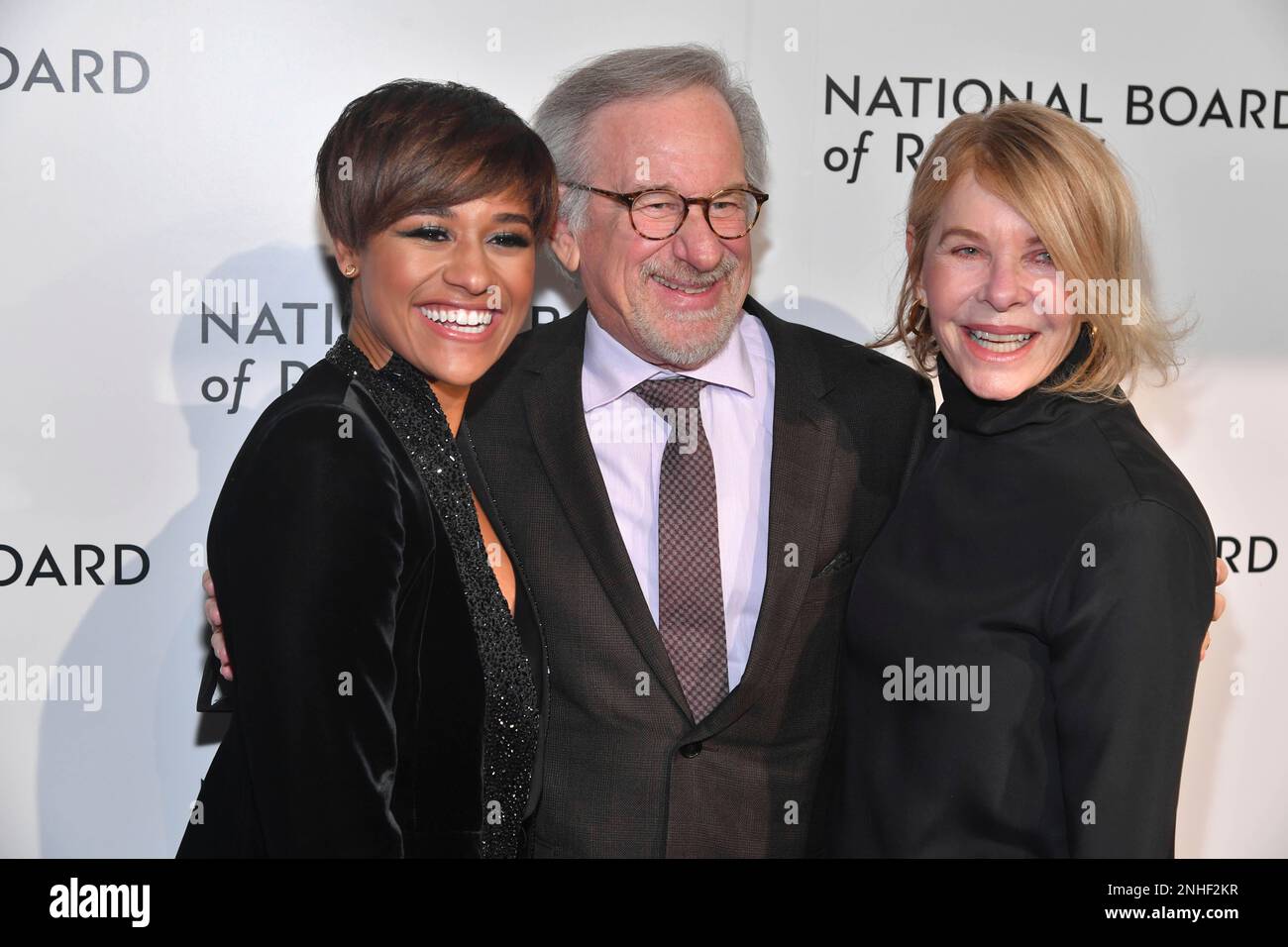 Photo by: NDZ/STAR MAX/IPx 2023 1/8/23 Ariana DeBose, Steven Spielberg ...